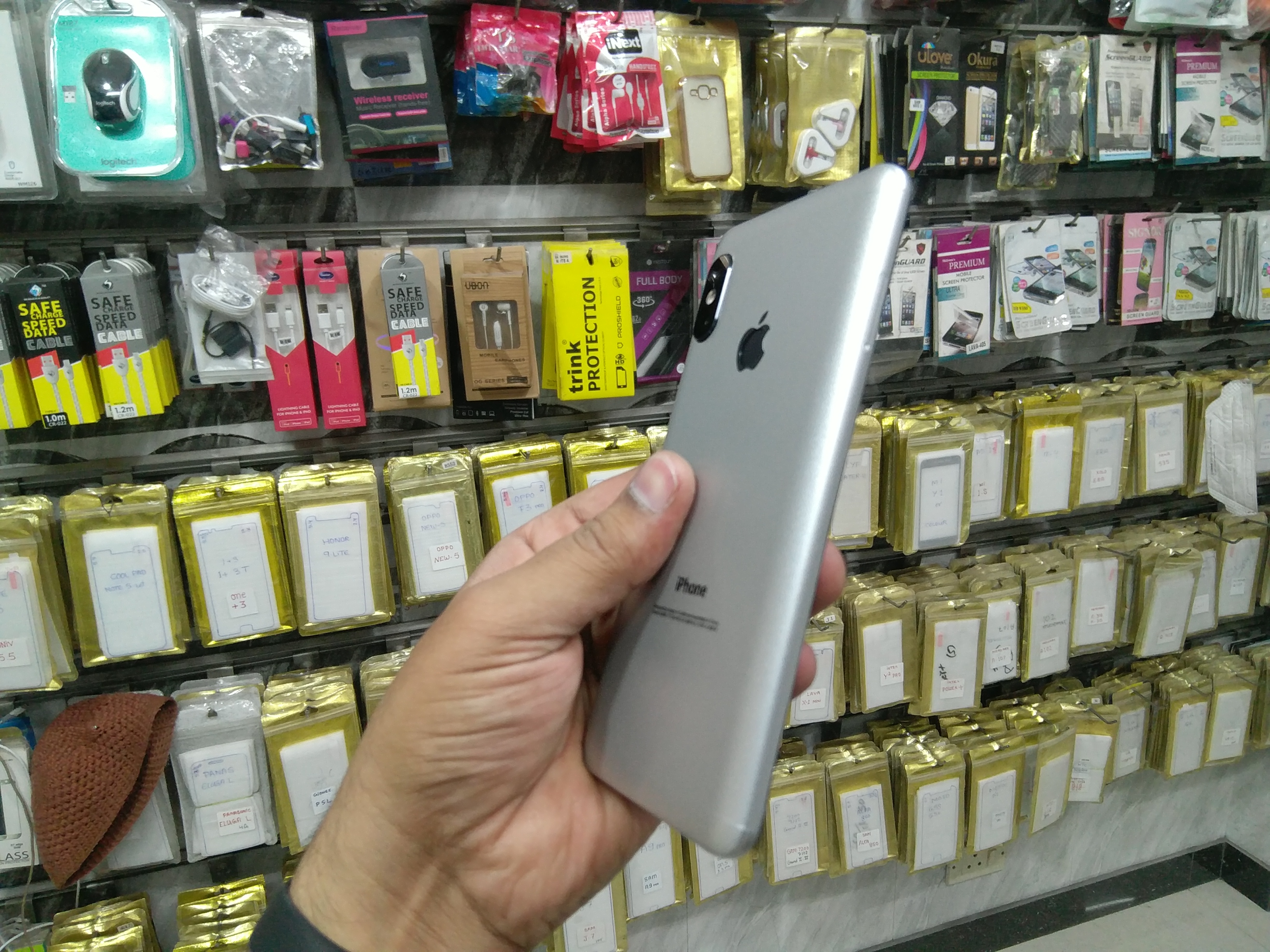 Metallic Matte Silver iPhone Lamination | Decoratemobile.com